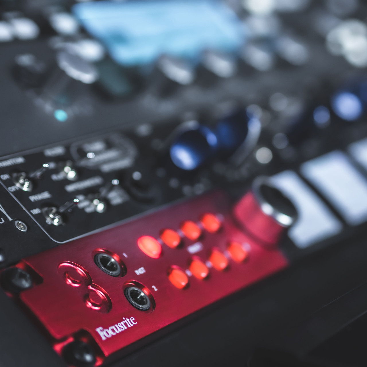 Red 8Pre | Focusrite
